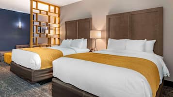 Quarto luxo, várias camas, para não fumantes | 1 quarto, roupas de cama premium, camas com colchões pillow-top
