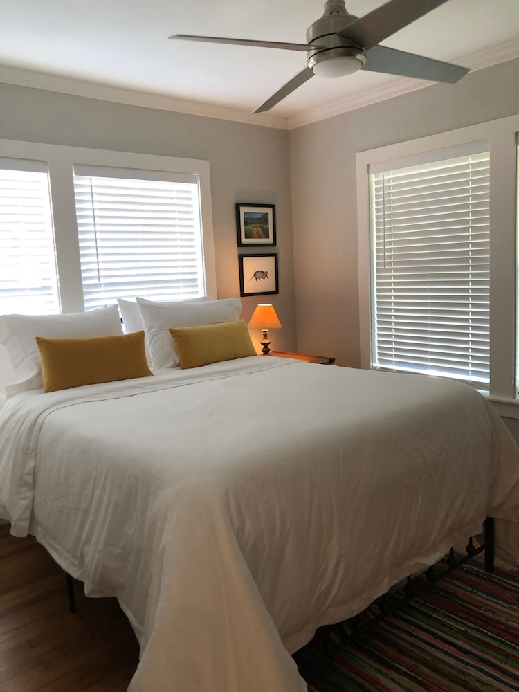 Cozy Cottage In Delightful Johnson City, Texas - Johnson City, TX