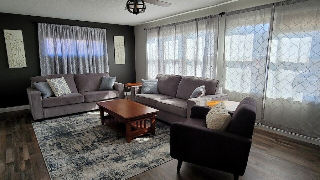 Scenic Getaway Near Decorah Fish Hatchery - Decorah, IA