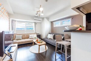 Apartamento, não fumadores | Sala de estar | TV de ecrã plano 