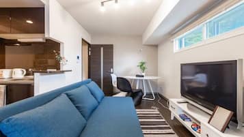 Apartamento, não fumadores | Sala de estar | TV de ecrã plano