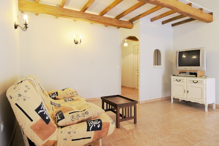 Gites En Provence.gites Spacieux Et Calme,équipés Pour Personnes Handicapés. - Gard