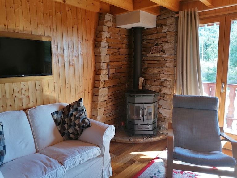 Chalet à 1000 M D'altitude Situé à 1km D'une Station Et à 10 Min D'evian - Thollon-les-Mémises