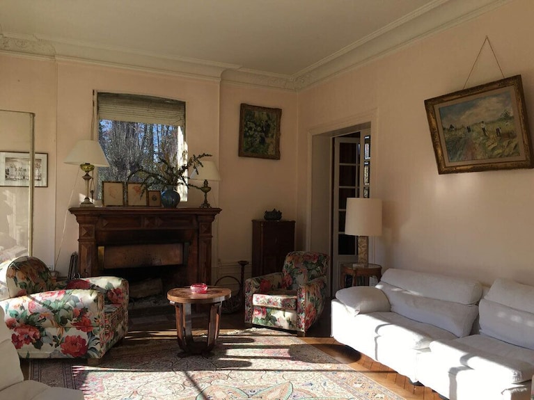 Manor House And 3ha Park Crossed By A River - Compiègne