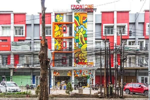 Front One Budget Bekasi - Bekasi