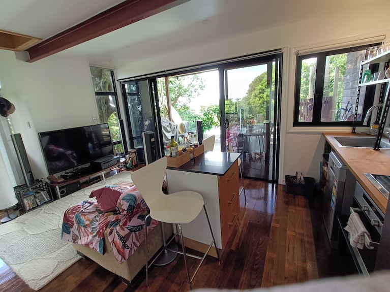 The Treehouse At Squeaky Sands | Luxury, Serenity, Views - Queensland