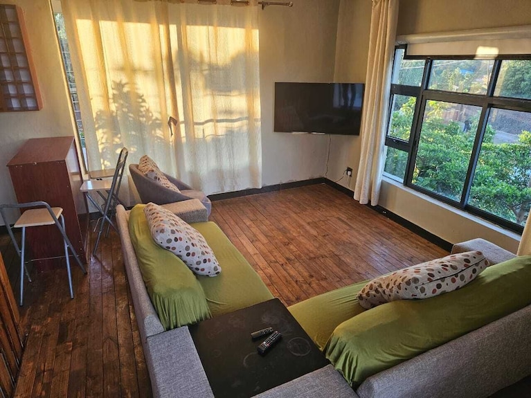 Chisa Cha Nkhwazi - ブランタイア