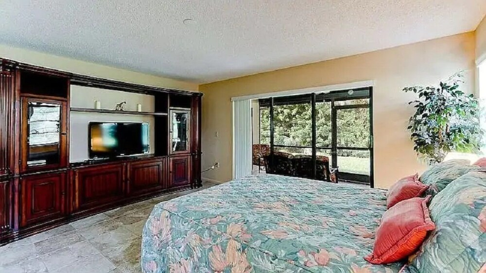 Beautiful Villa In Private Resort-style Community - Venice, FL