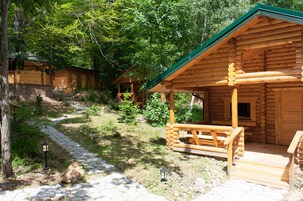 Sala(s) para tratamentos a casais, sauna, banheira de hidromassagem 