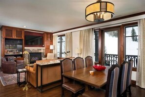 Condo (Aspen_Ritz_Carlton_2Bed_WR) | Fachada