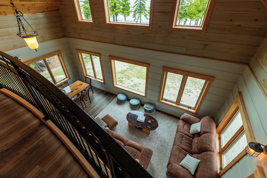 Bois Blanc Island Lighthouse Home. Iconic Sunset Views Of The Mackinac Bridge! - Mackinac Island, MI