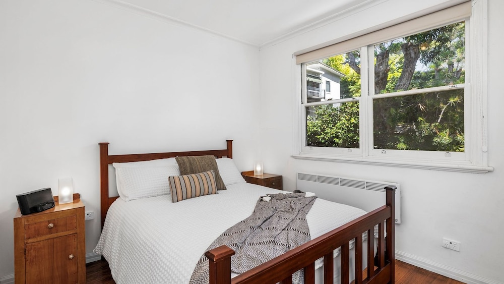 The Little White House - Classic Beach House In A Brilliant Location - ローン