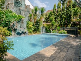 Piscina exterior