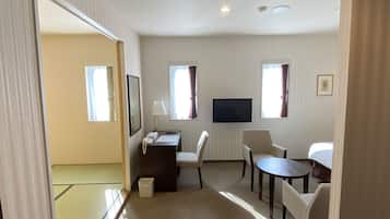 Quarto família, para não fumantes | Wi-Fi de cortesia, roupa de cama