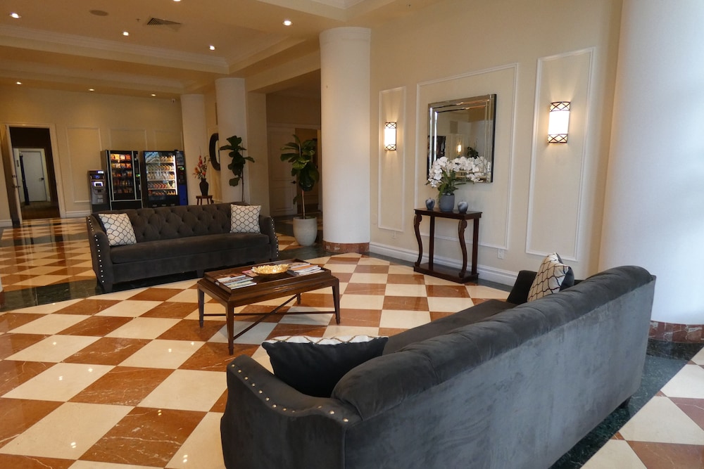 3br Condo In Sunny Isles Beach - Sunny Isles Beach, FL