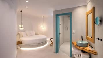 Executive Two Bedroom Suite with Outdoor Jetted Tub | Lençóis de algodão egípcio, roupa de alta qualidade