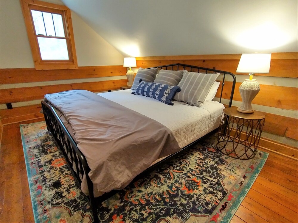 Log Cabin With Stream On 2 Acres <20 Min To Downtown Asheville With 1 Gig Fiber - Weaverville, NC