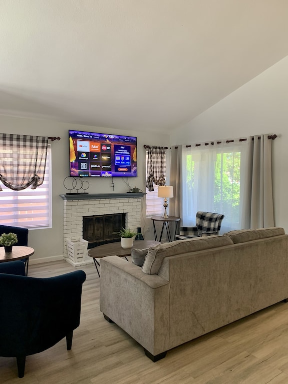 Casa Mvalle 5min To Lake Perris, Hospitals W/rv Prkn - Perris, CA