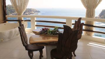 Suite-Estúdio Deluxe (Cristopher and Elisa) | Terraço/pátio interior