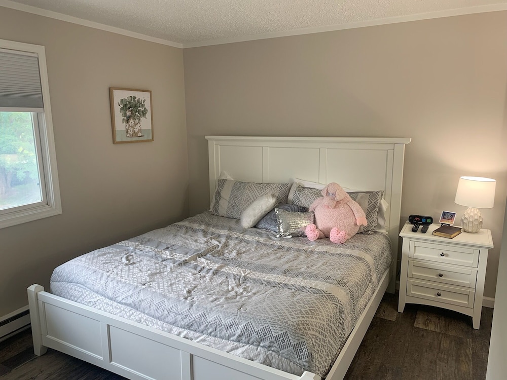 Adventure Acres- Suite C3 - Michigan Renaissance Festival