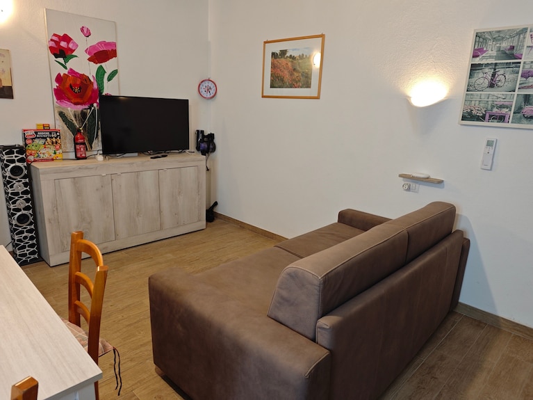 Holiday Apartment Casa Felice With Wi-fi, A/c & Terrace - Santa Teresa Gallura