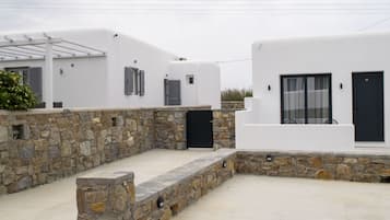 Villa | Roupa de alta qualidade, camas de colchão viscoelástico