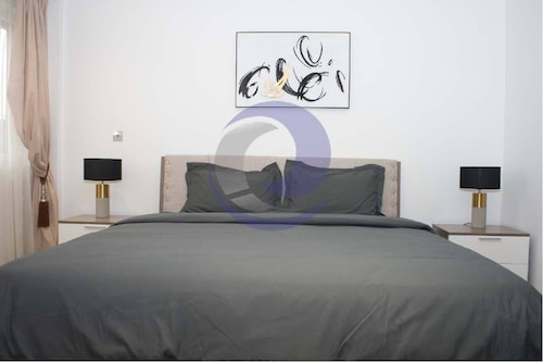 3 Bedroom Luxury Apartment In Cantonments - Igr030404 - Accra