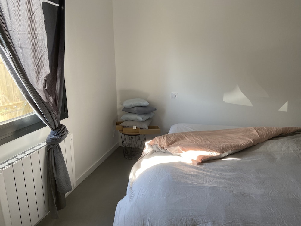 Haven Of Peace, House Ideally Located Between Beach, Countryside And Town Center - Lannion