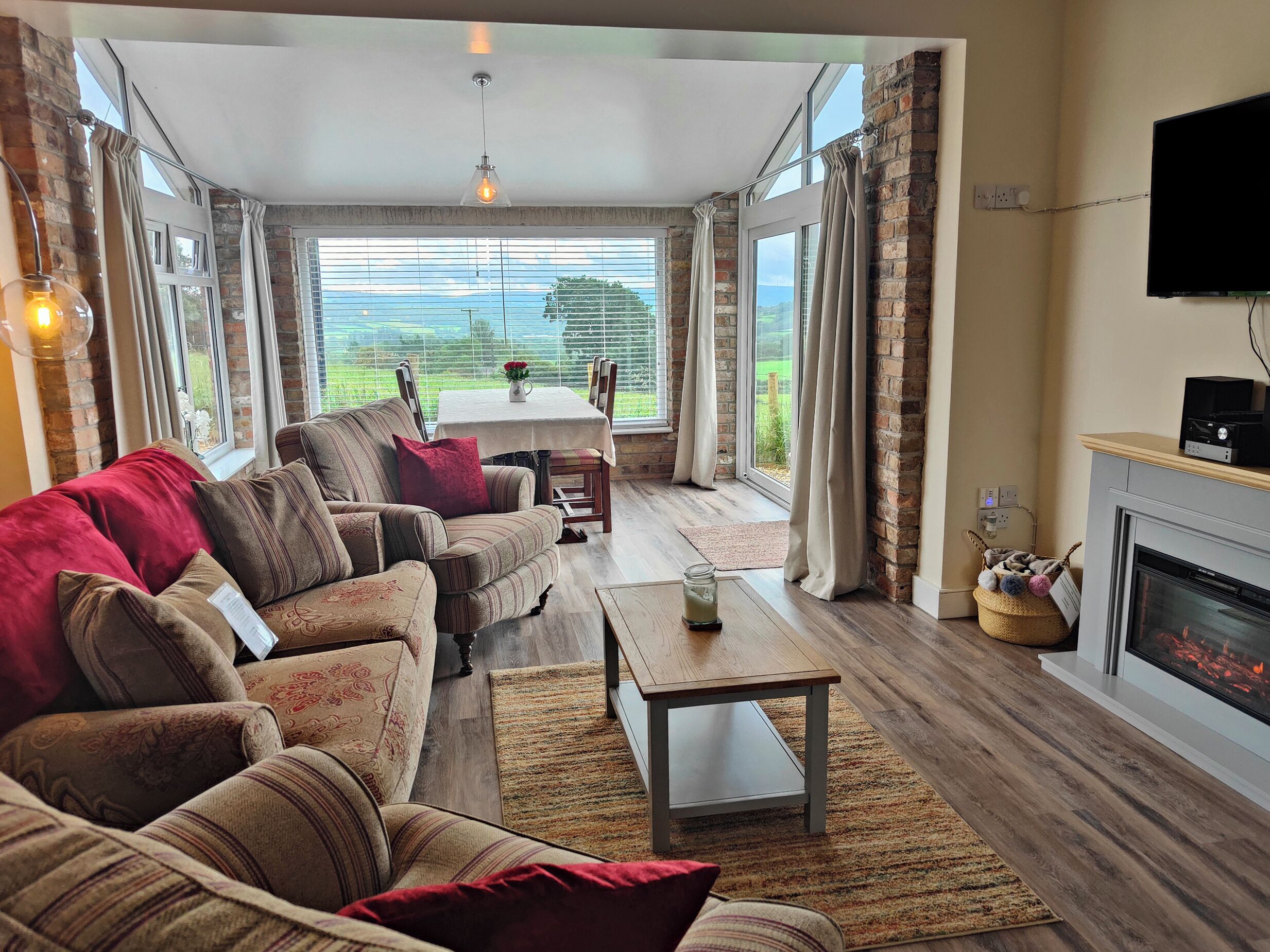 Sewin Cottage, Pet Friendly, Character Holiday Cottage In Llandeilo - Llandeilo