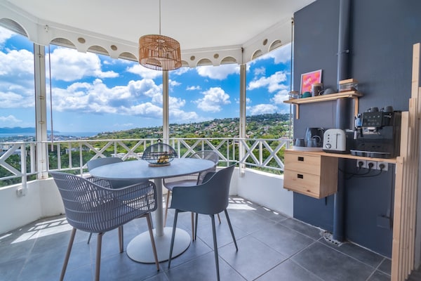 Central Apartment With Panoramic View - Fort-de-France