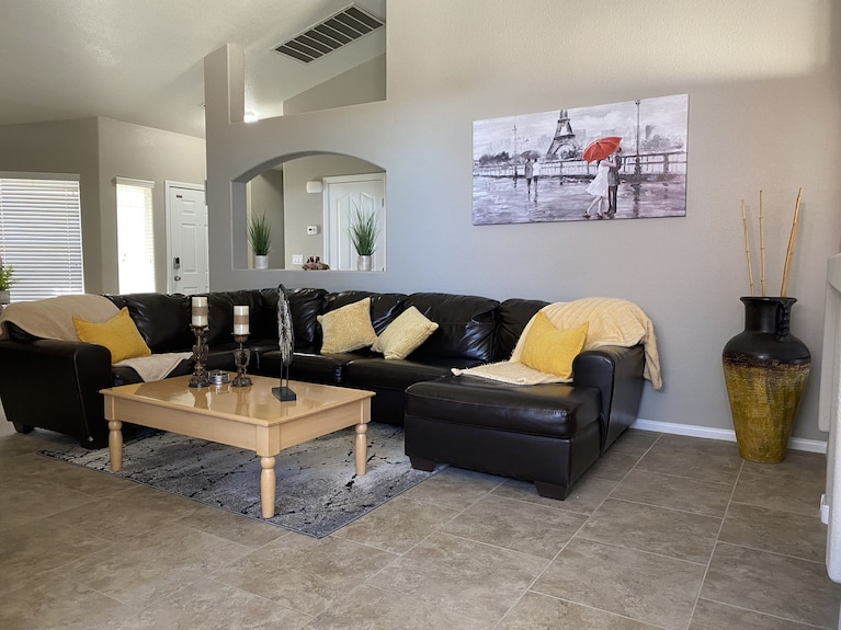 15 Minutes To Strip !!! Vegas Getaway - Las Vegas, NV