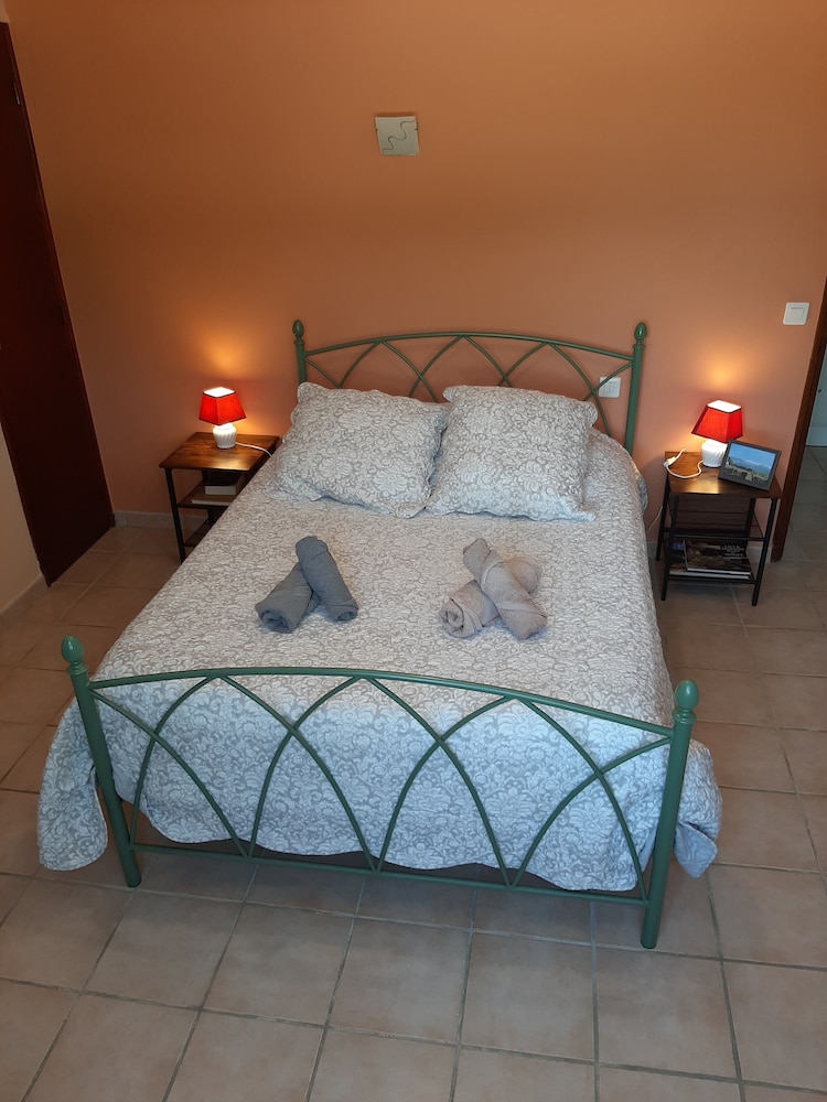 Gite Vue Sur Le Ventoux - 3* - Idéal Cyclistes - Parking Privé Gratuit - Wifi - Venasque