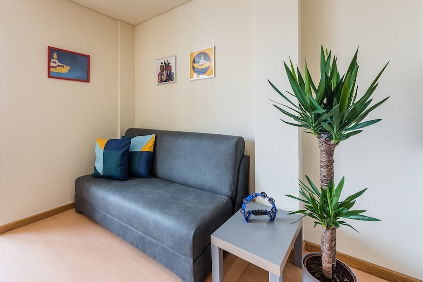 Guestready - Musichall - Yellow Submarine - Porto