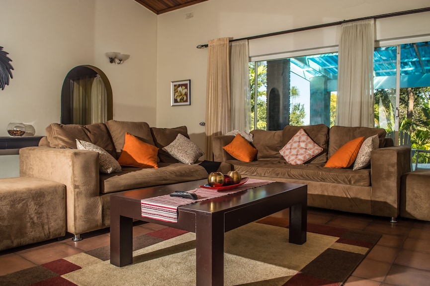 Cosy Family Home In Glen Lorne - Harare