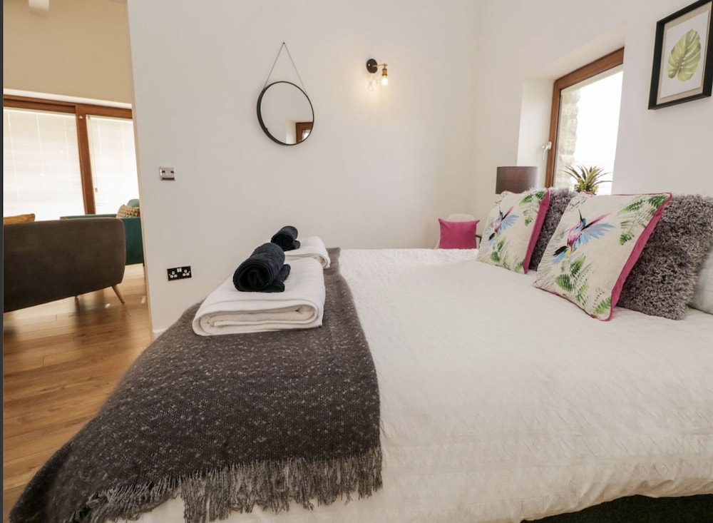Milos Retreat Beautiful One Bedroom Cottage - Grange-over-Sands