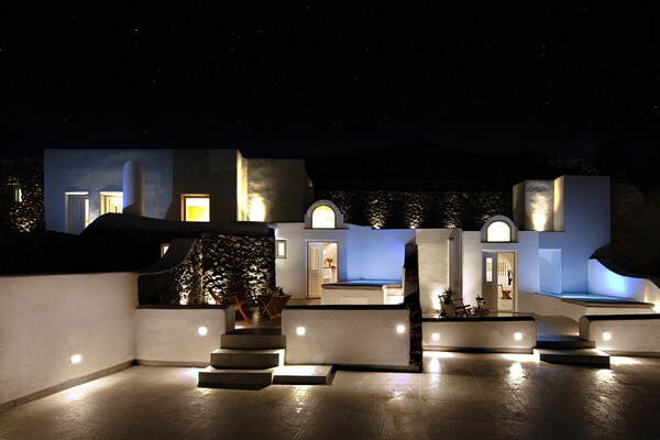 San Martino Cave Villas - Santorini