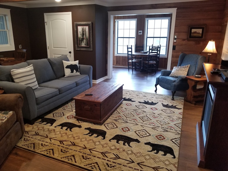 Swann's View - Remodeled Cabin With Amazing Mountain Views! - Clarkesville, GA