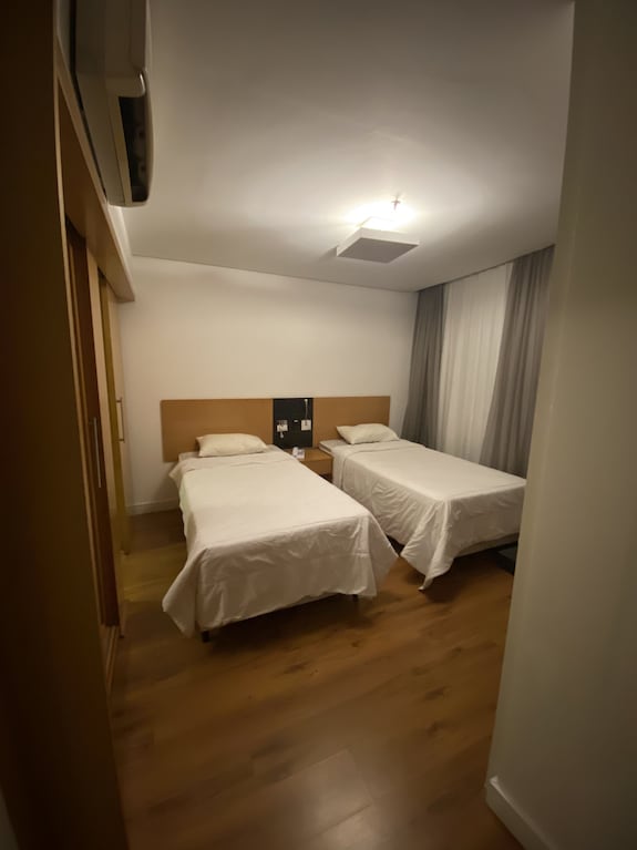 Apto Ao Lado Pq.ibirapuera E Av.paulista Duplo 106 - São Paulo