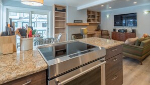 Apartamento em Condomínio Fechado, 2 quartos | Cozinha privada