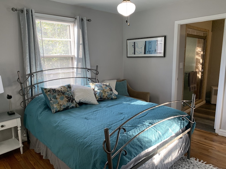 Harmonious And Inviting Home- 3 Bed, 2 Bath Ranch - Columbus, GA