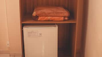 Quarto casal superior | Wi-Fi de cortesia, roupa de cama