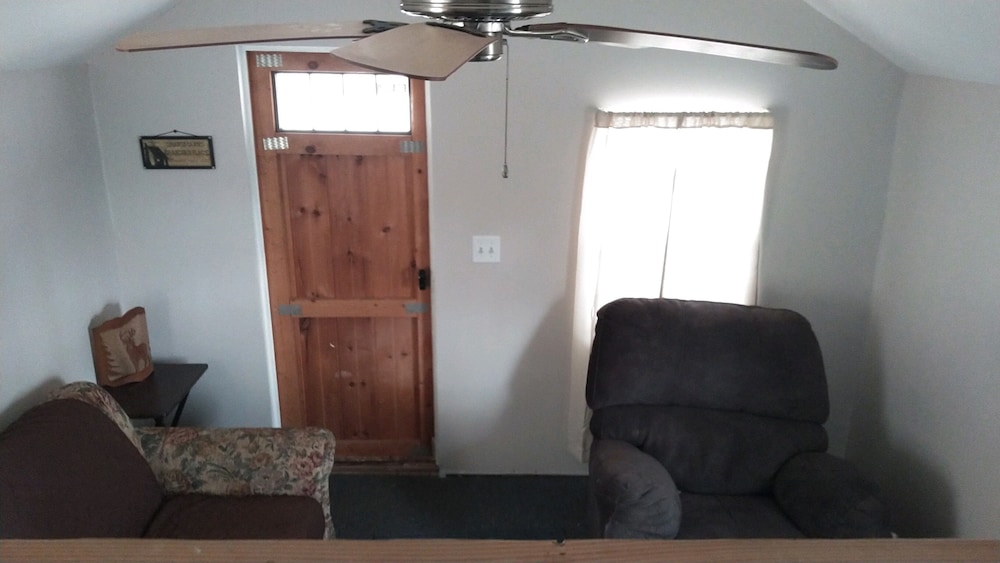 Cute Cozy Cabin - Athens, OH