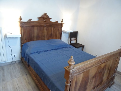 Gîte Montclar, 6 Pièces, 14 Personnes - Aveyron