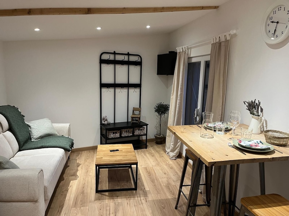 Studio Avec Piscine Chauffée à Proximité Des Gorges De L'ardèche - Barjac