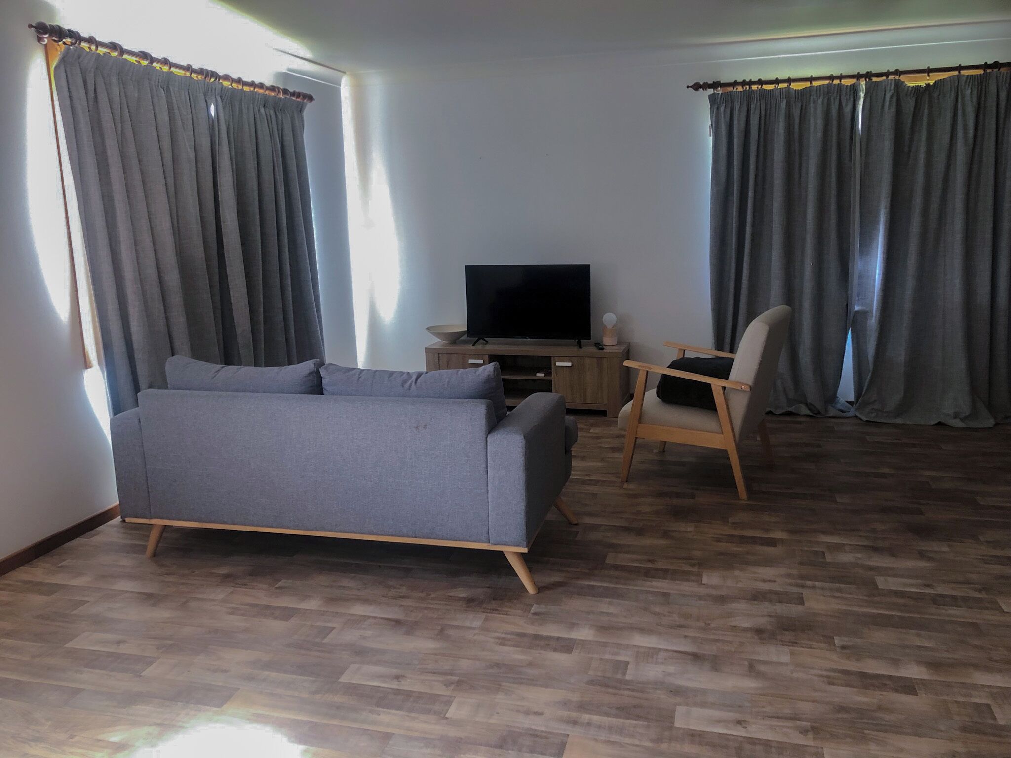 All But A Short Stroll To The Water And Gorgeous Views Of The Harrington Bay - Harrington