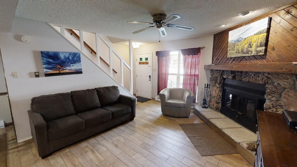 Grandview 4 - In Town - Beautifully Furnished - Free Wifi - Cable - Washer/dryer - Red River, NM