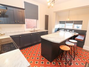 Casa de Campo | Cozinha privada | Um frigorífico, uma máquina de lavar louça, uma chaleira elétrica 