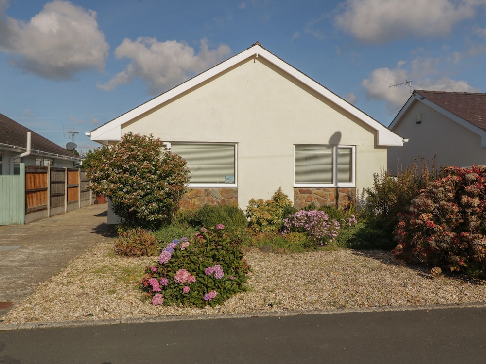 Seaside Retreat - Llŷn Peninsula