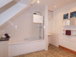 Casa de Campo | Casa de banho | Um polibã 