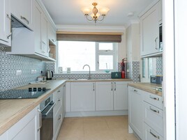 Casa de Campo | Cozinha privada | Um frigorífico, uma máquina de lavar louça, uma chaleira elétrica 